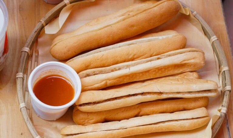 Top 10 quán pate cột đèn Hải Phòng ngon chuẩn vị bạn nên thử